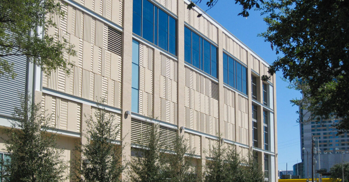 Laguarda.Low » Houston Pavilions